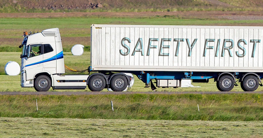 3 ways to use driver safety scorecards - Teletrac Navman US